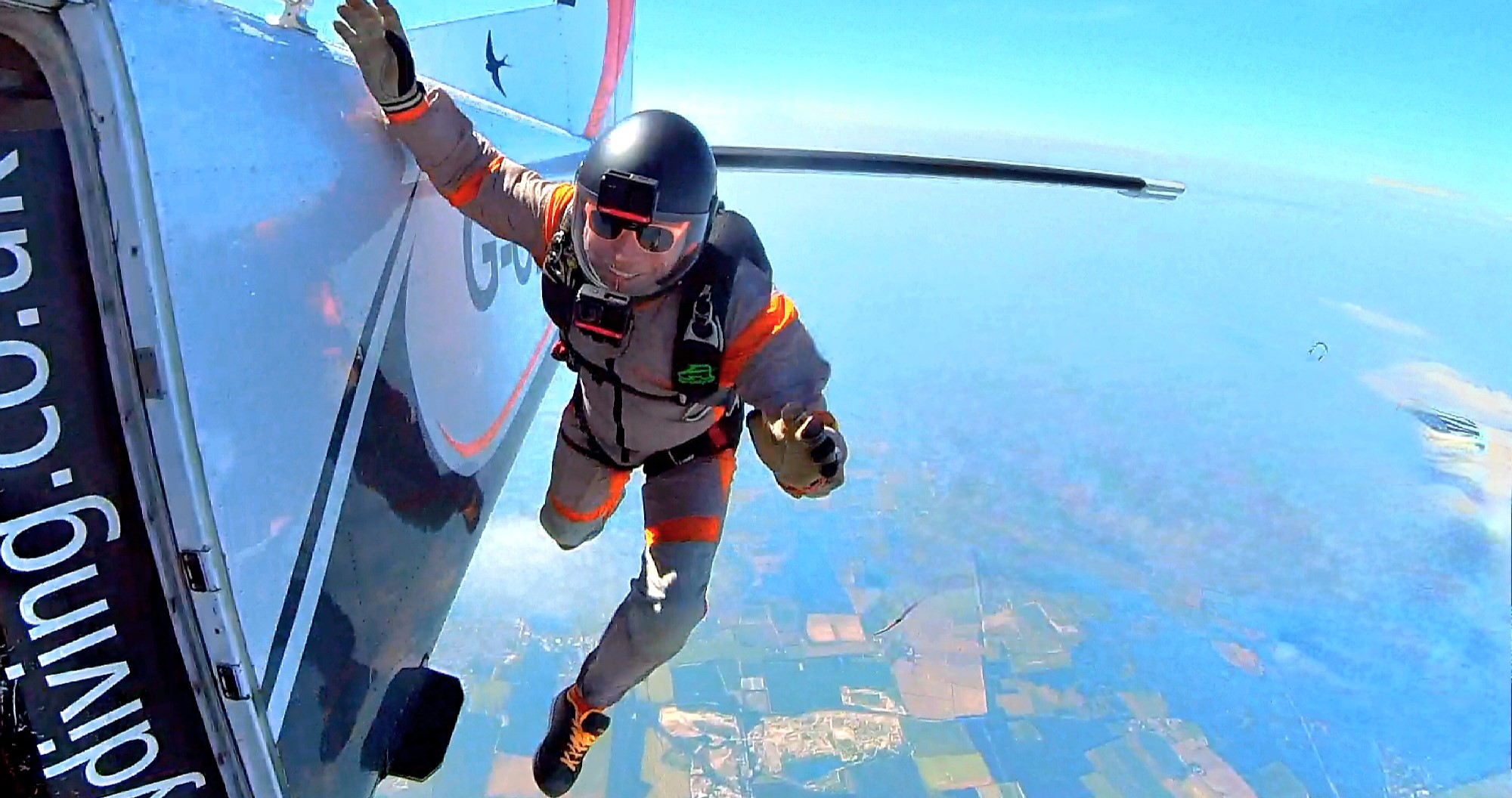 Innovation Freefly Coaching – Skydive coaching, done differently!